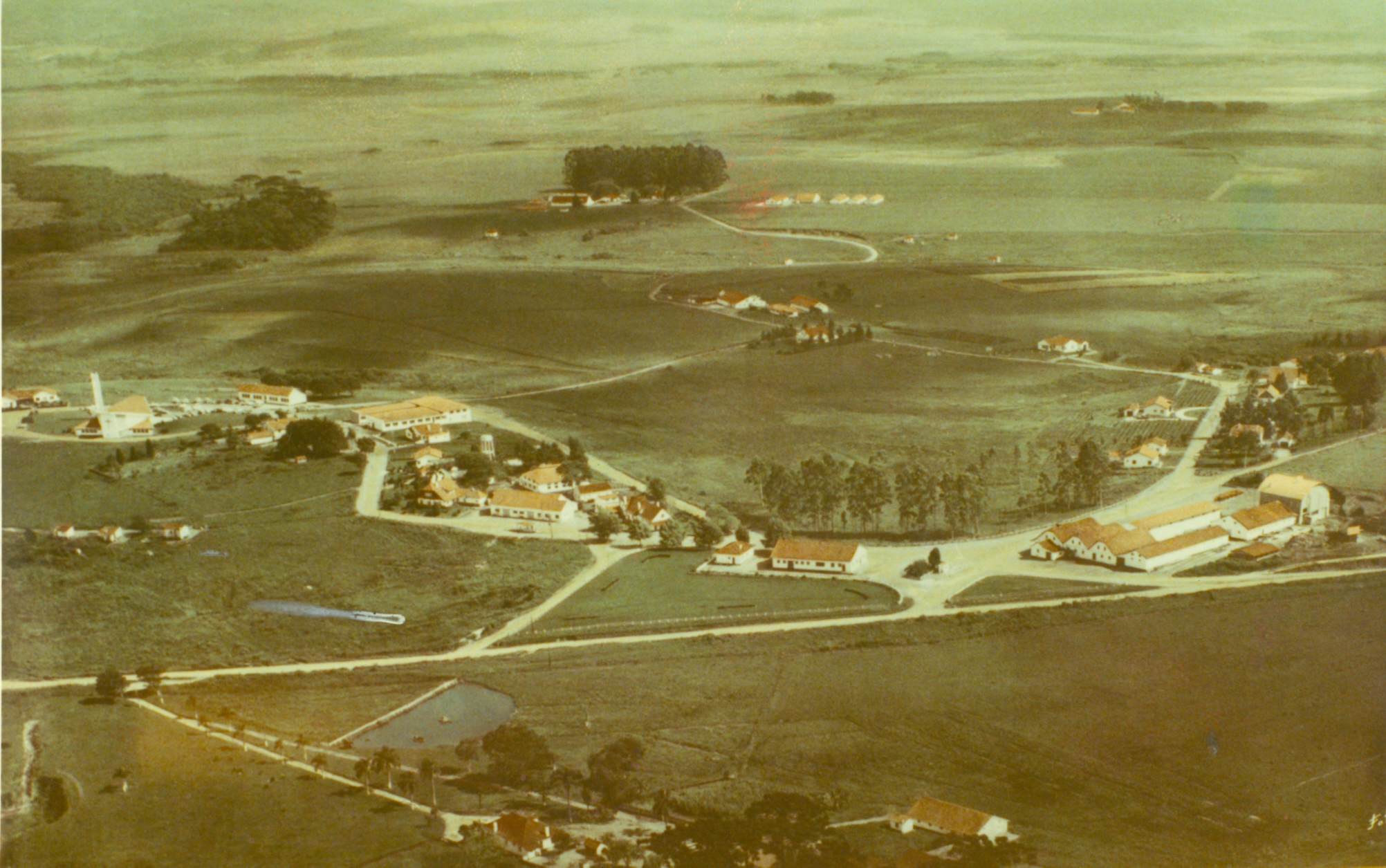 História da colônia Castrolanda - ACBH